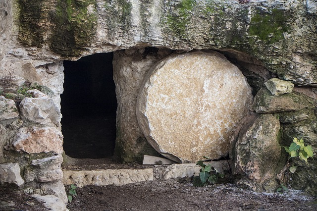 An Empty Tomb in the Garden - Indian Catholic Matters