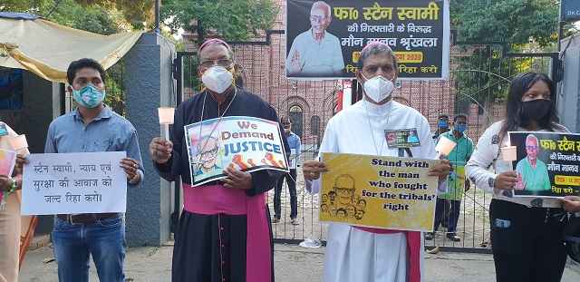 Ranchi: Human Chain Protest Against Arrest of Fr. Stan Swamy - Indian ...
